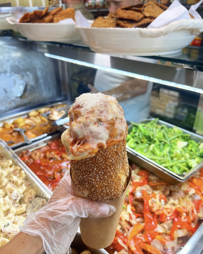 G&R Italian Deli – Williamsbridge Road Bronx, NY